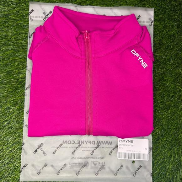 Dfyne | Jackets & Coats | Dfyne Dynamic Zippy Berry Small | Poshmark